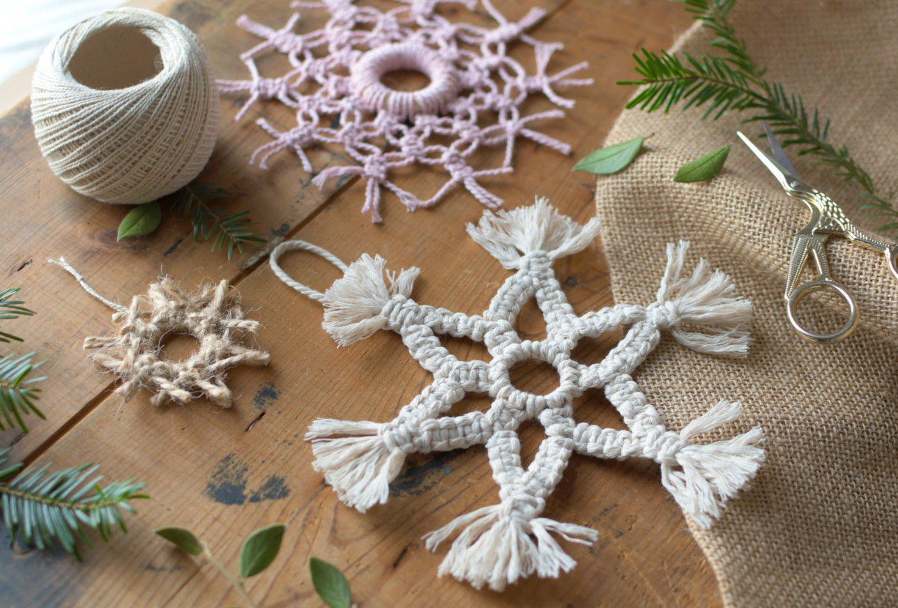 LES FLOCONS DE NEIGE EN MACRAMÉ #MonAventAutrement - Les yeux en amande